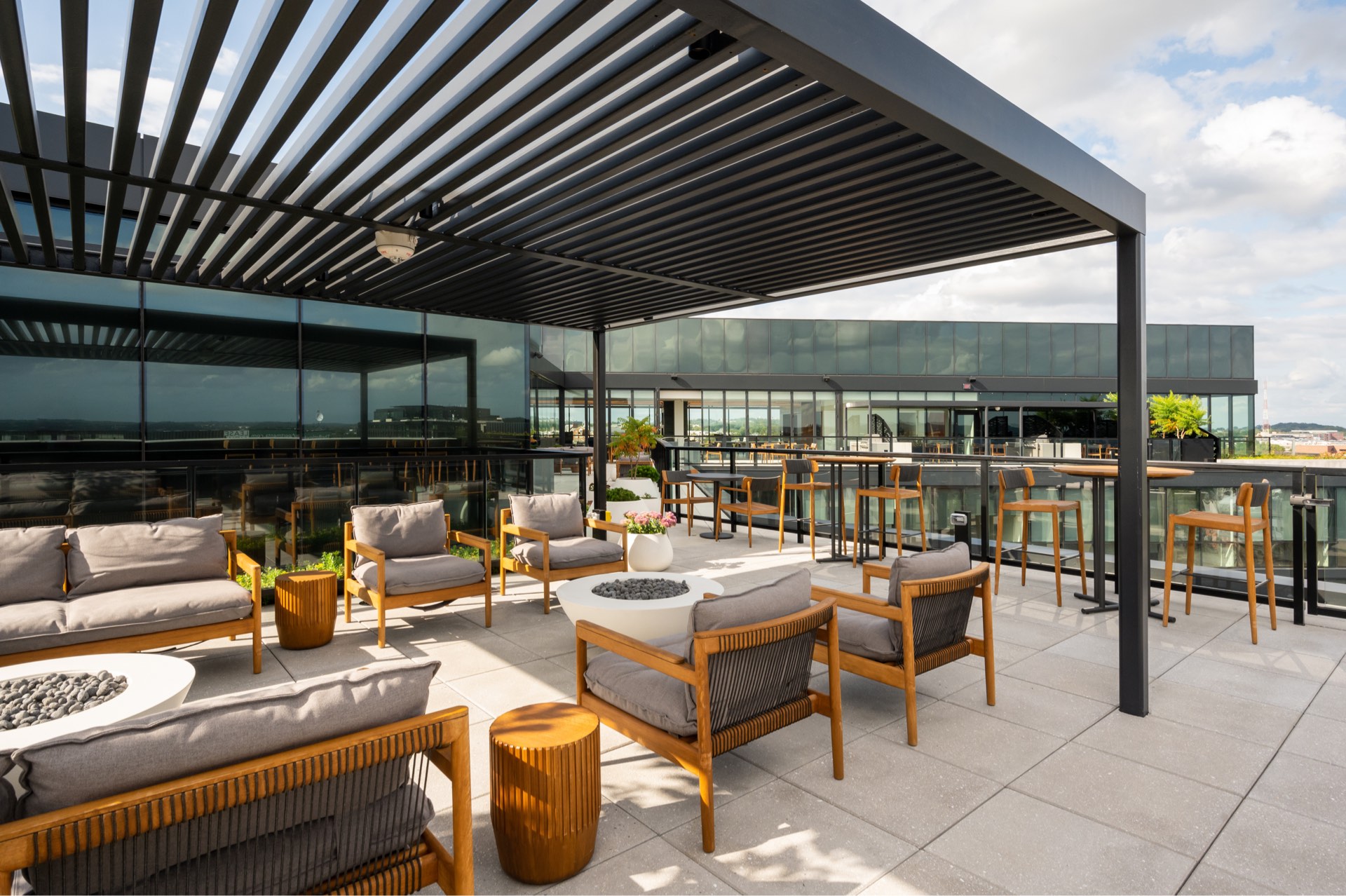 Gallery | Luxury Union Market Apartment & Amenities | Margarite